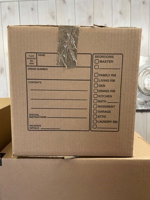 Small Moving Boxes (16″x12″x12″H) | Matt's Moving Company