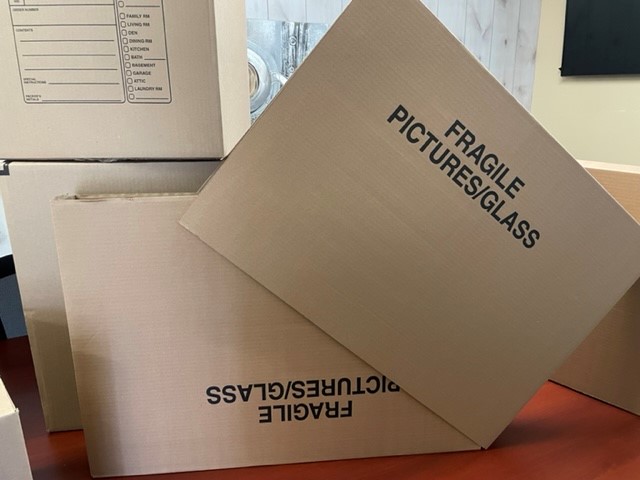 Picture Packs (30″x40″H) | Matt's Moving Company